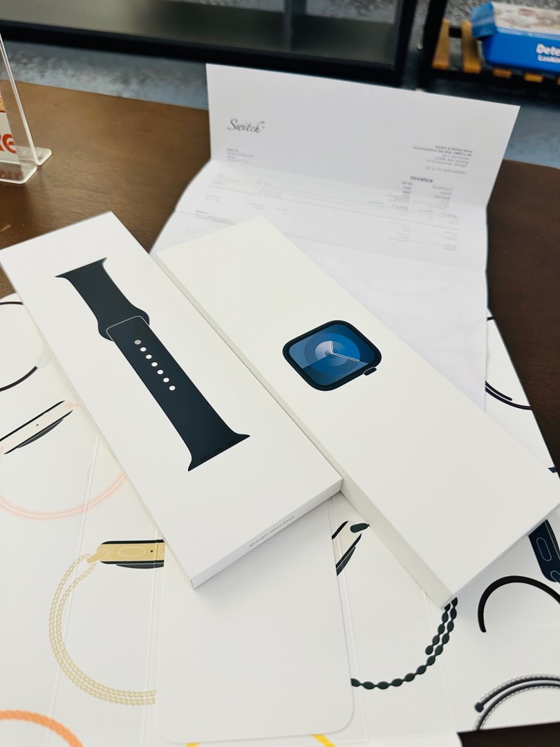 Apple Watch Series 9 45mm (New seal box / With receipt), Mobile Phones ...