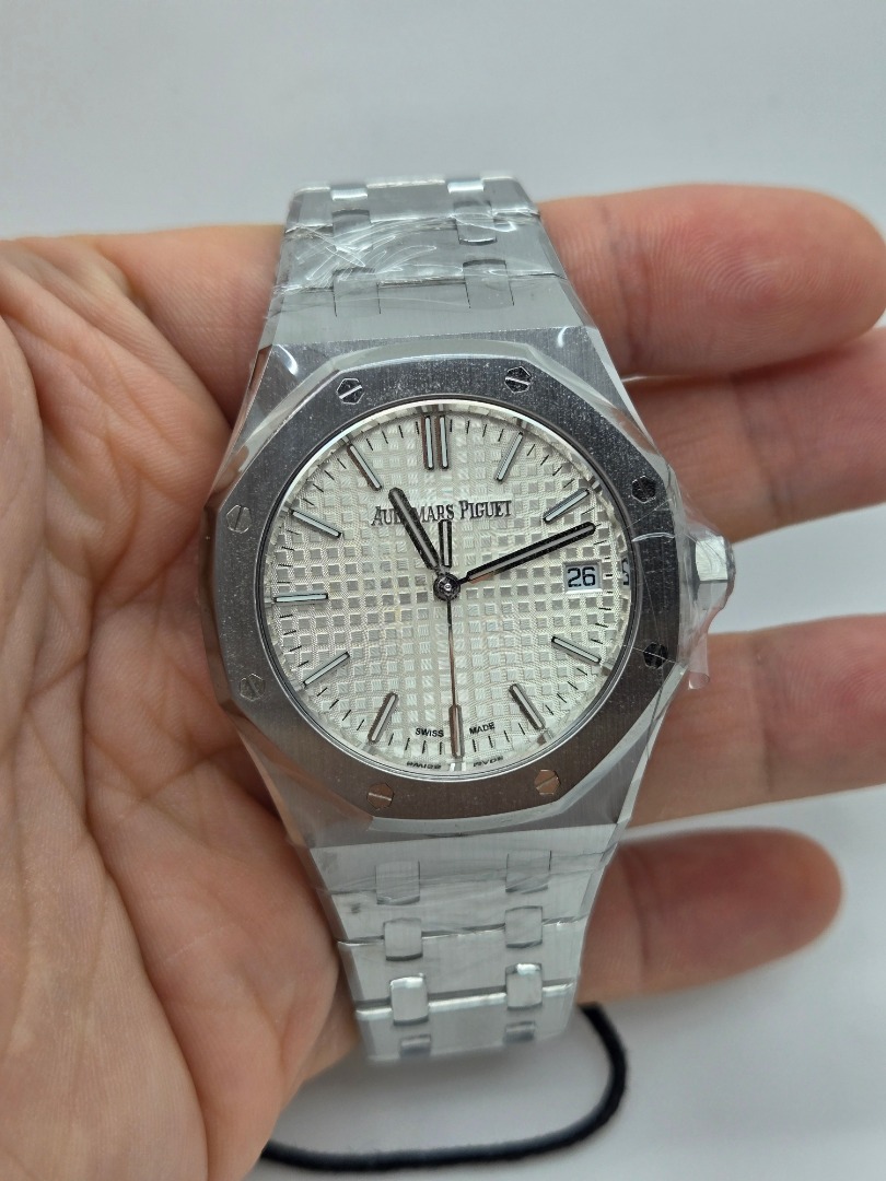 Audemars Piguet Royal Oak 15550ST 50th Anniversary Limited Edition ...