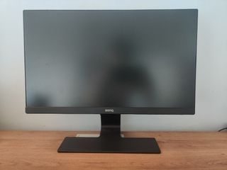 LG 23.8" IPS 75hz Frameless Monitor, Computers & Tech, Parts ...
