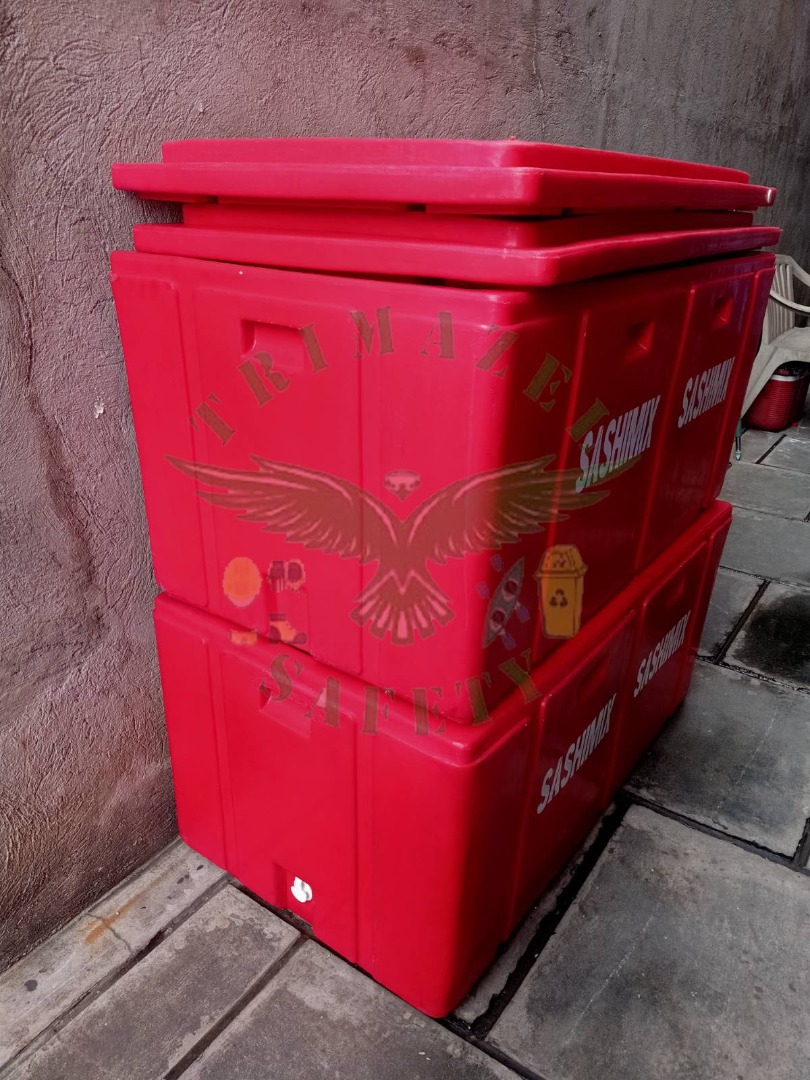 COOLER BOX 240 LITERS, Furniture & Home Living, Home Improvement ...