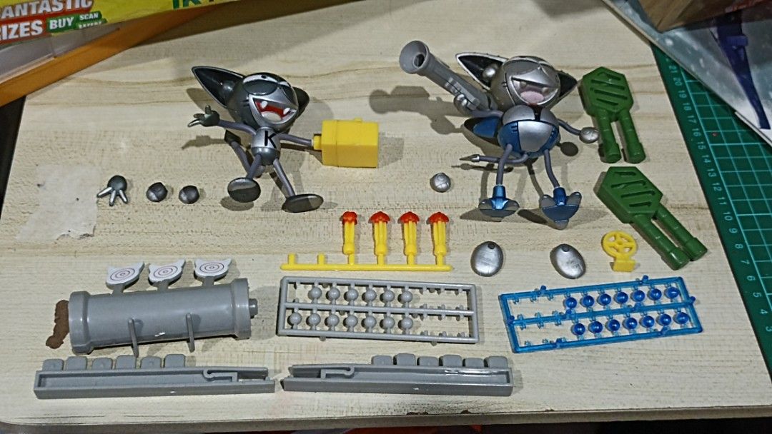 Cyborg Kuro Chan Figure With Weapon and Shooting Range Cat Neko Toy ...