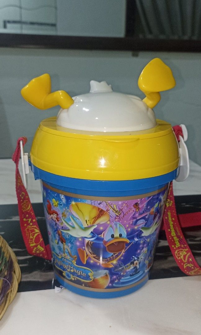 Disneyland DONALD DUCK bucket popcorn, Hobbies & Toys, Collectibles ...