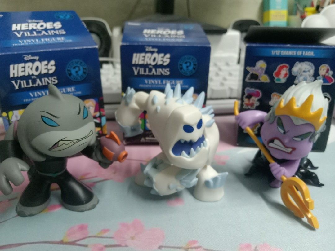 Funkopop Heroes Vs. Villians: Ursula & Captain Gantu, Hobbies & Toys ...