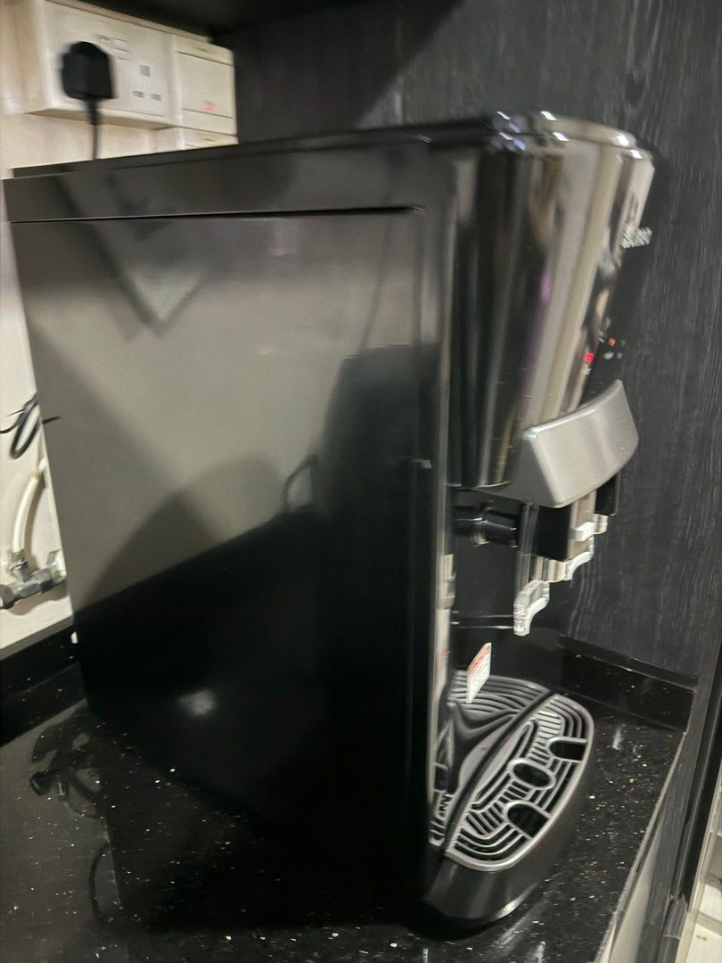 Humero water dispenser, TV & Home Appliances, Kitchen Appliances, Water ...