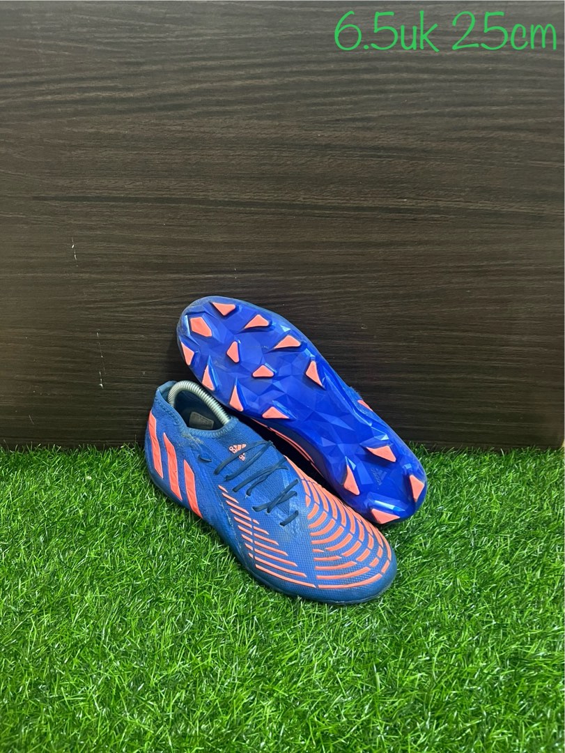Kasut bola adidas predator, Men's Fashion, Footwear, Boots on Carousell