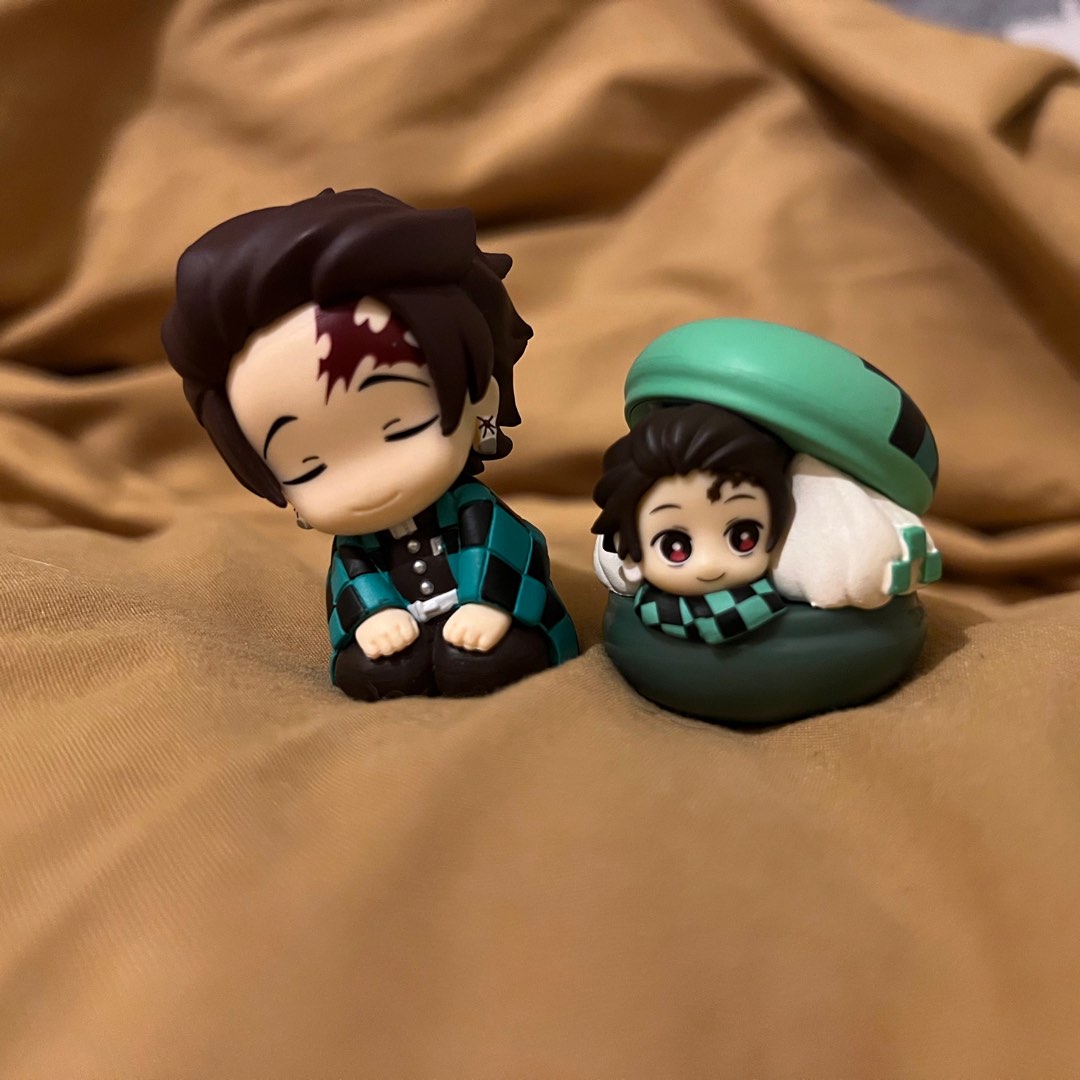 Kimetsu No Yaiba Demon Slayer Kamado Tanjiro Gashapon Macaron, Hobbies ...