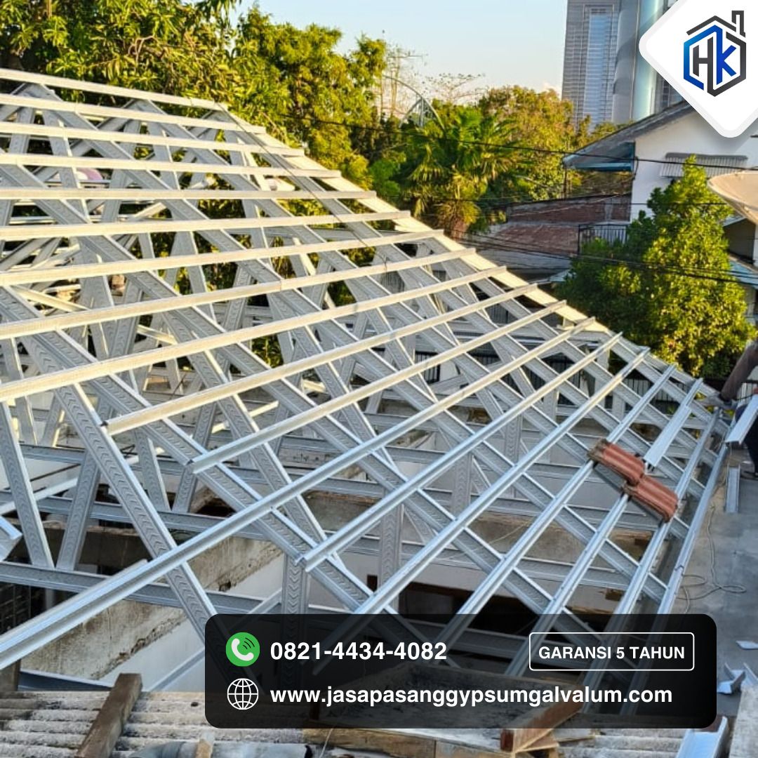 Konstruksi Atap Baja Ringan Gudang Surabaya, Jasa, Jasa Servis Rumah, Renovations di Carousell