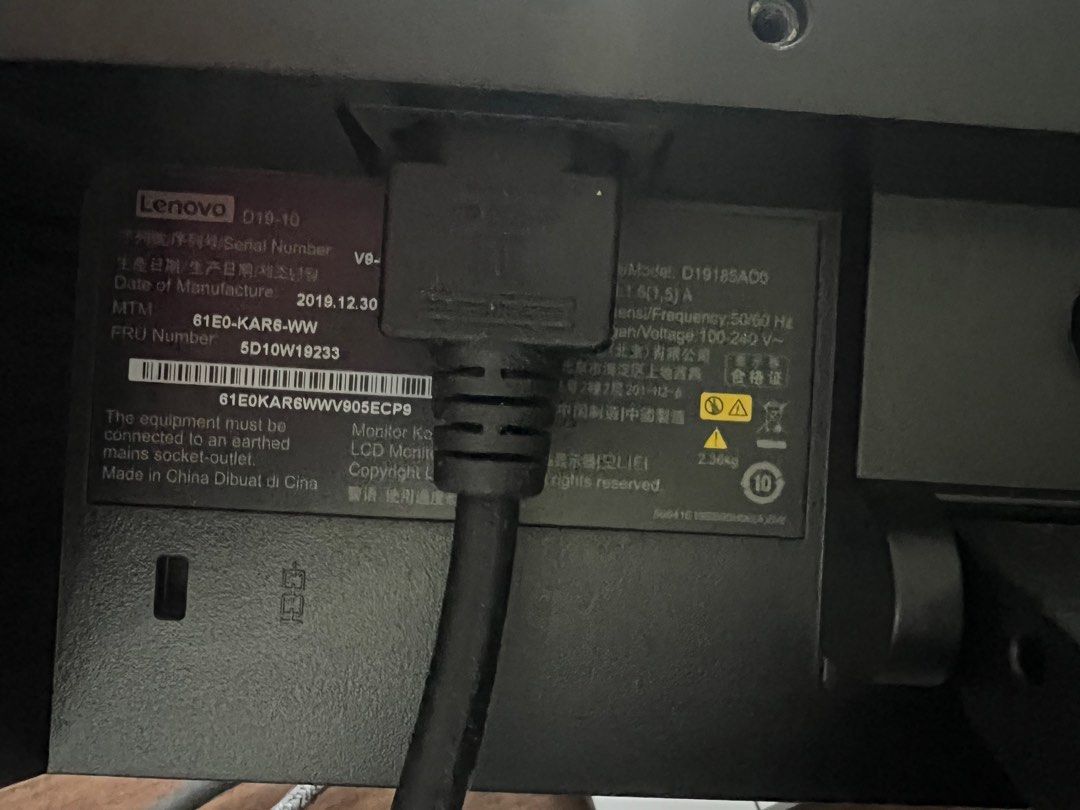 Lenovo monitor screen, Computers & Tech, Desktops on Carousell