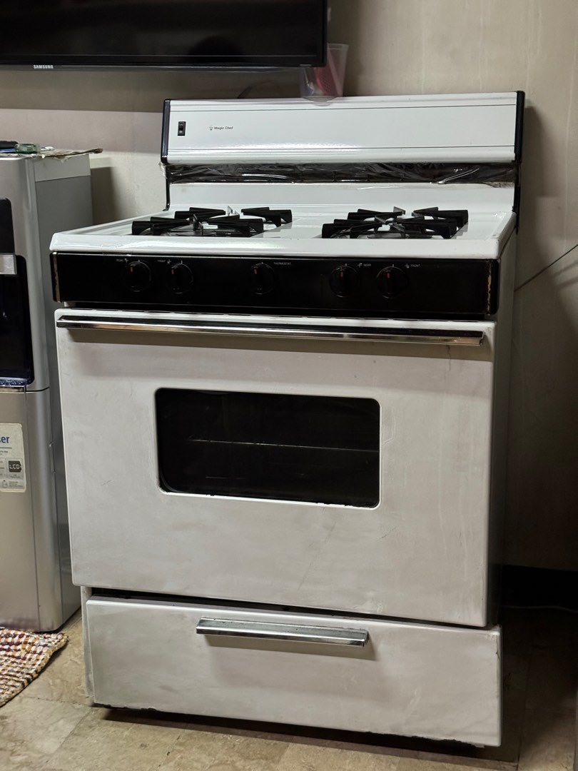 Magic chef oven with gas stove, TV & Home Appliances, Kitchen ...