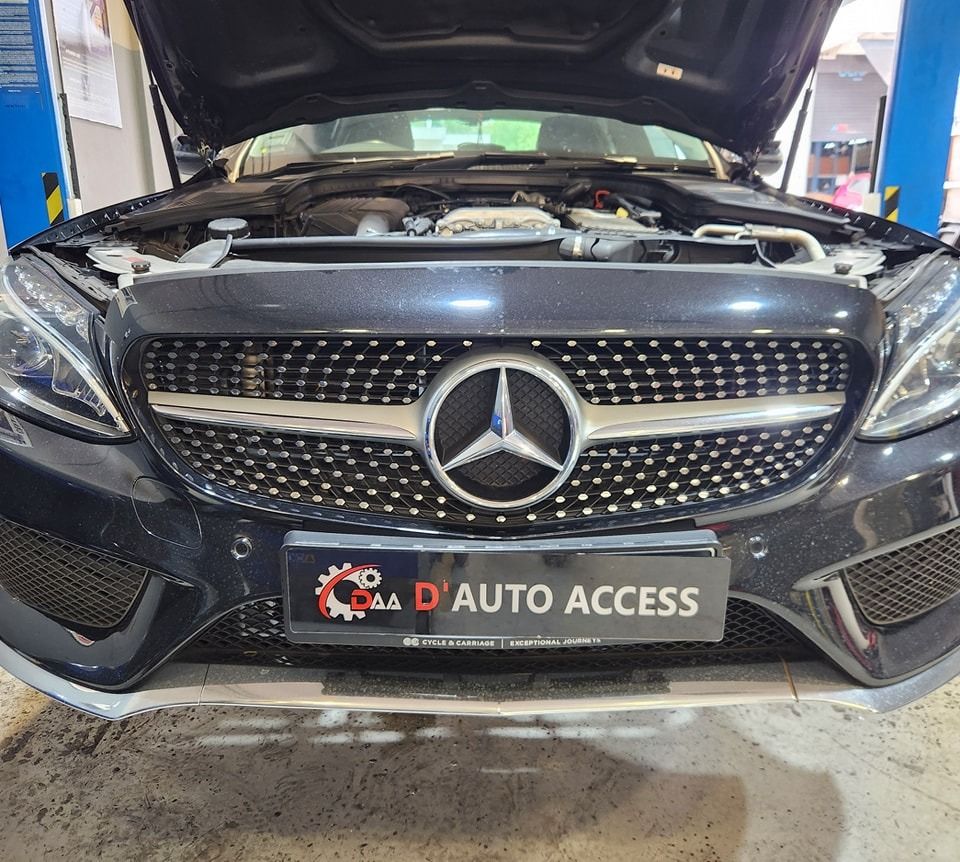Mercedes W205 C180 Change Original Engine Mounting, Gearbox Mounting ...