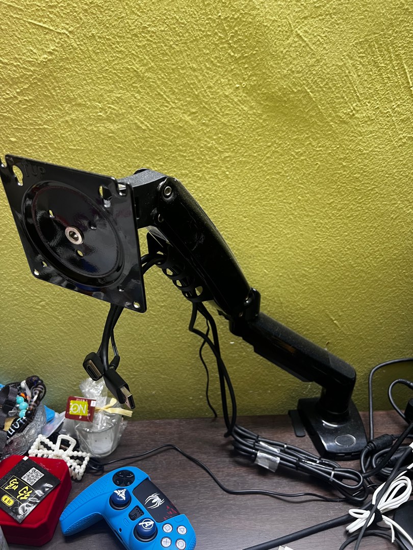 Monitor arm, Computers & Tech, Parts & Accessories, Other Accessories ...