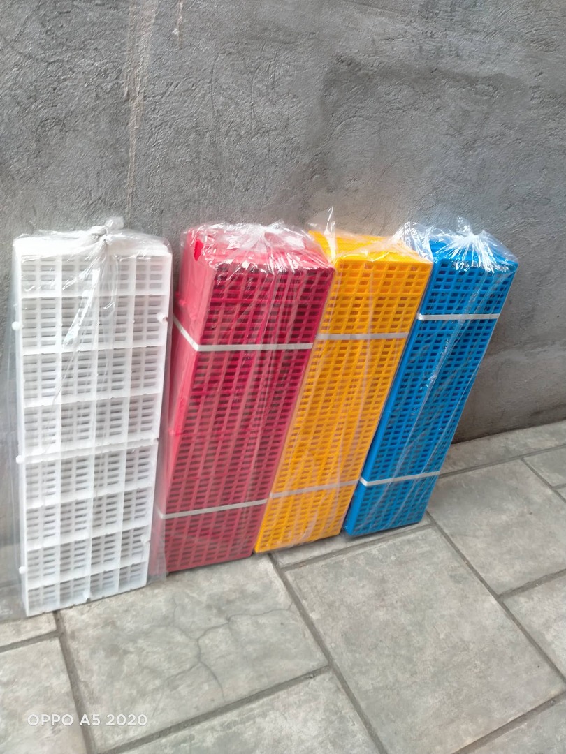 PLASTIC MATTING, Everything Else, Looking For on Carousell