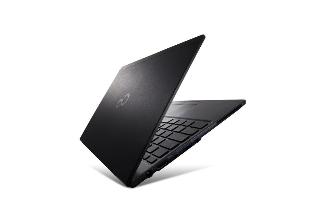 Premium Fujitsu U9310 Ultrabook Sleek and Slim 785gram in weight ...