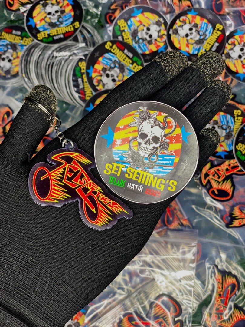 STICKER & KEYCHAIN | SET SETTING’s, Everything Else, Others on Carousell