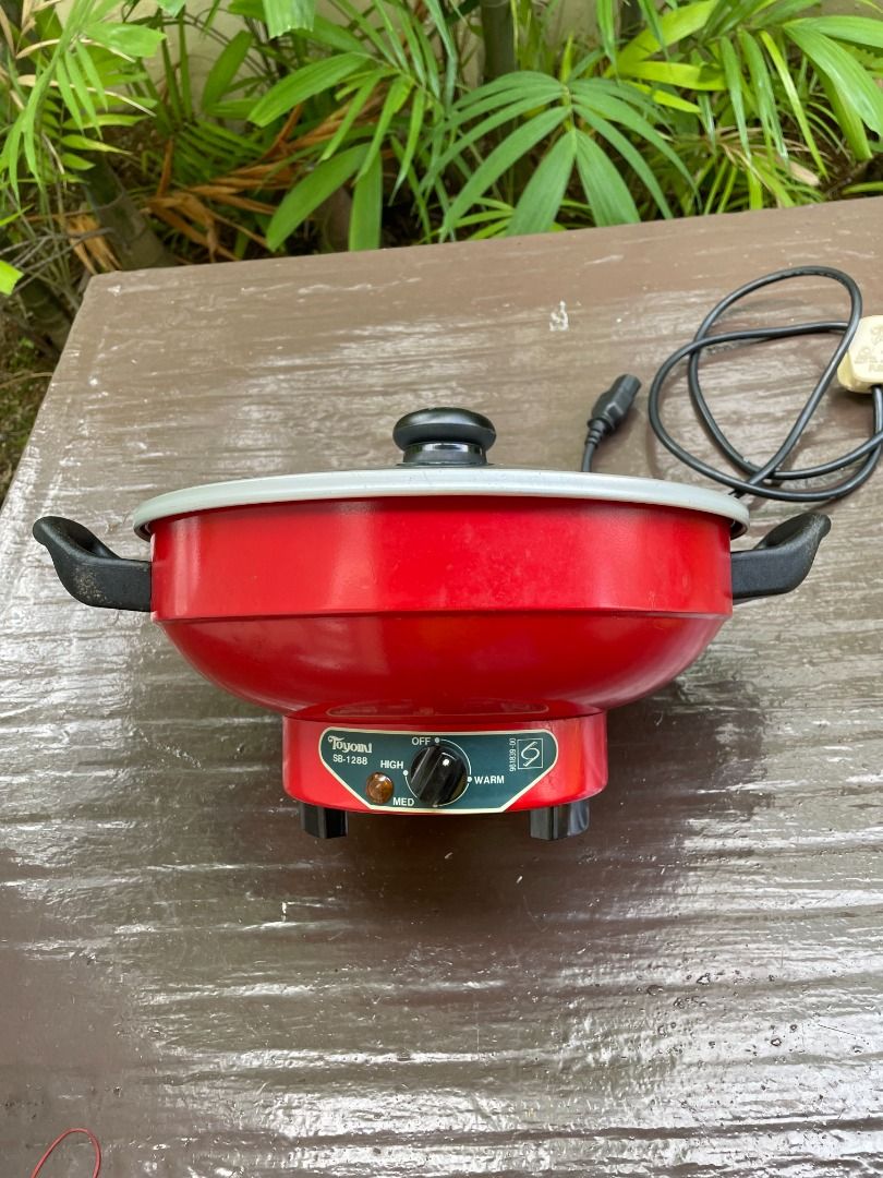 Toyomi electric steamboat. In good working condition., Furniture & Home ...