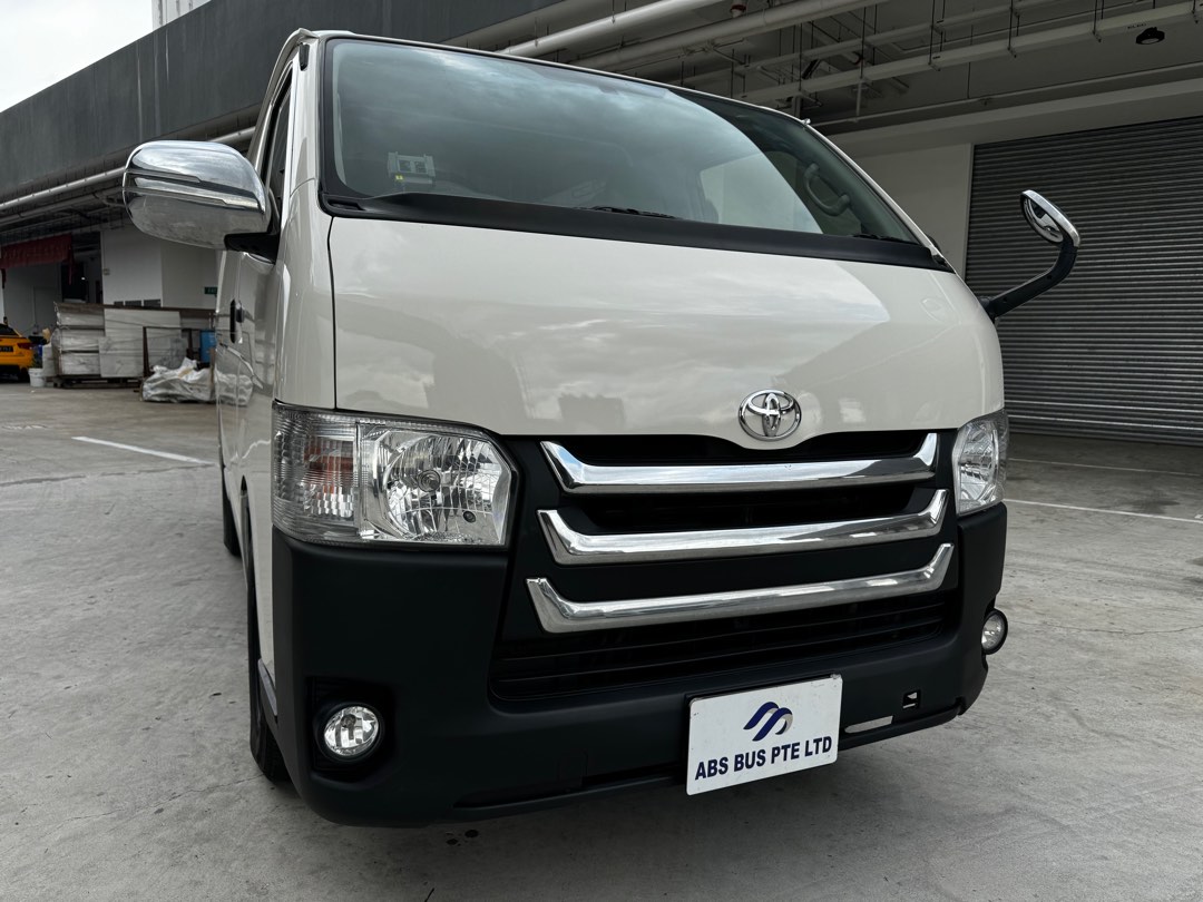 Toyota Hiace 3.0 DX Auto, Cars, Commercial Vehicles, Used on Carousell