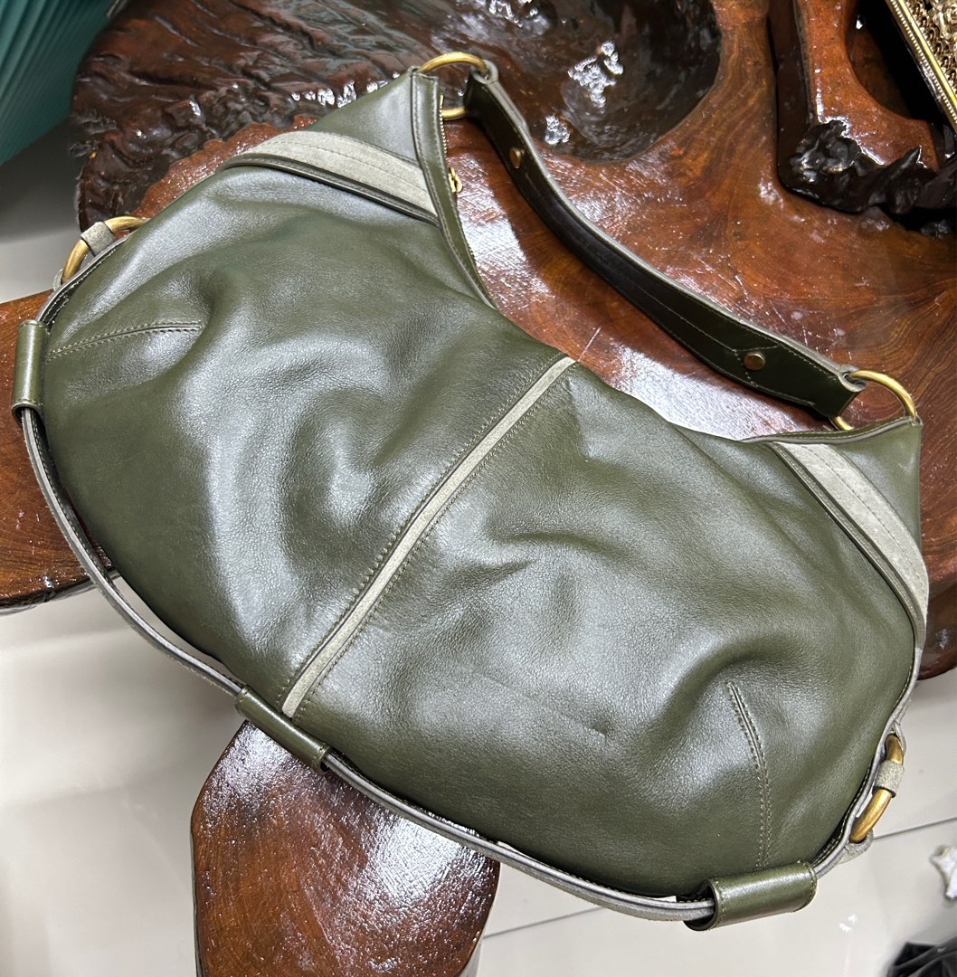 ysl hobo kulit asli warna ijo army, Barang Mewah, Tas & Dompet di Carousell
