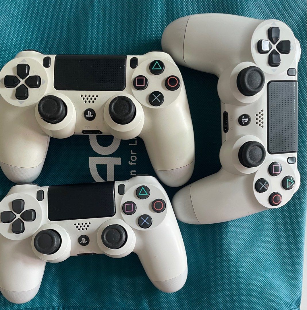 ps4 controllers used
