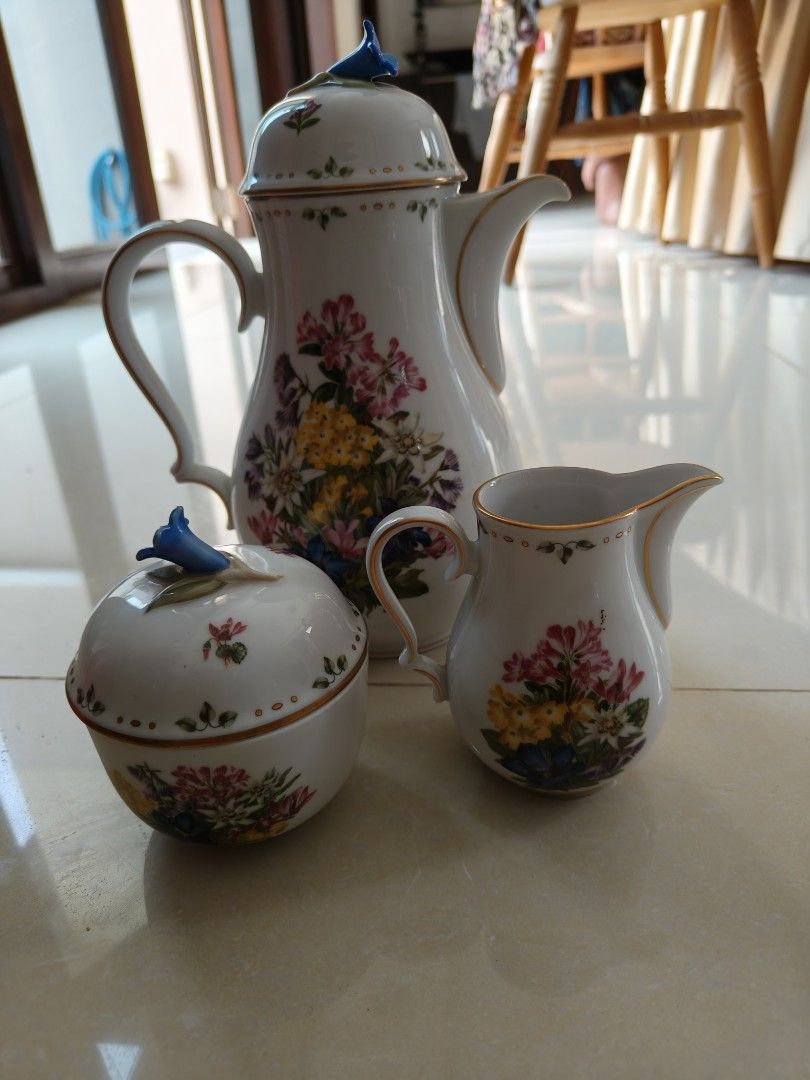 Coffee pot and milk set, Furniture & Home Living, Kitchenware ...