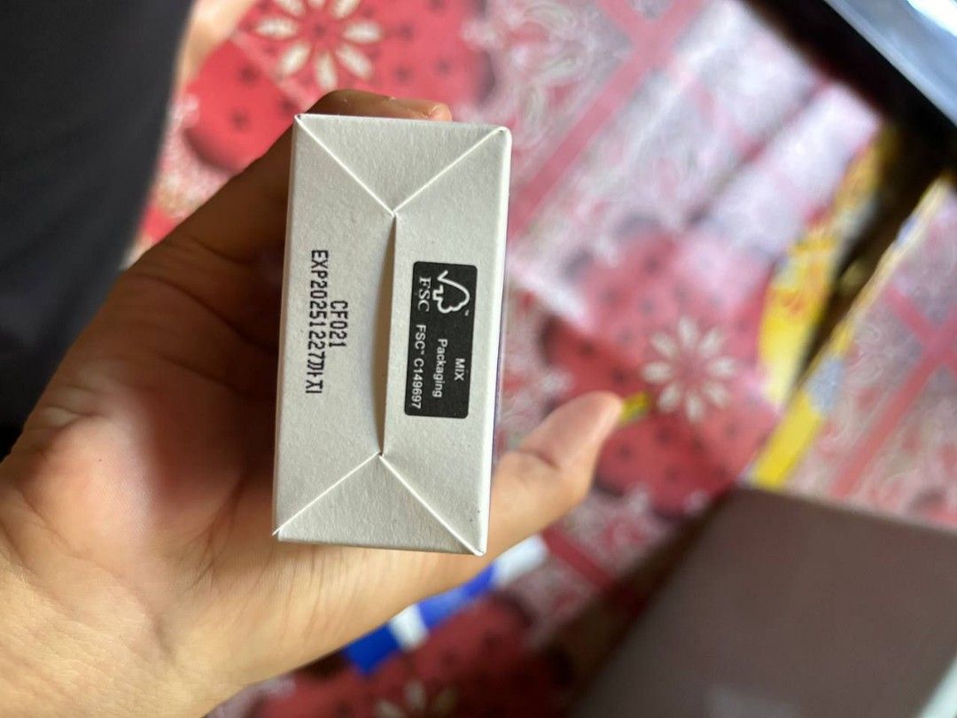 Isintree hyaluronic acid watery sun gel, Beauty & Personal Care, Face ...
