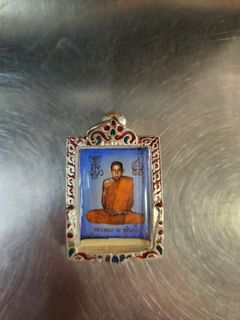 Lp Kuay loop tai 2500, Hobbies & Toys, Memorabilia & Collectibles ...