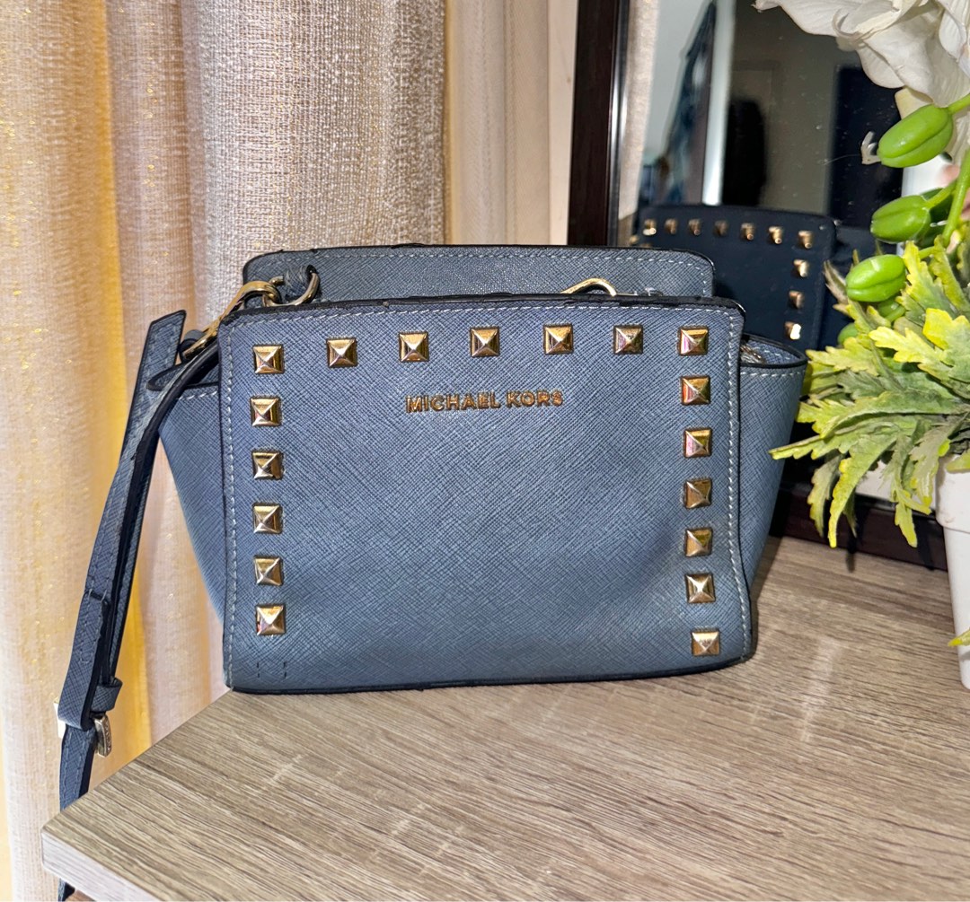 MICHAEL KORS Mini Satchel Bag, Luxury, Bags & Wallets on Carousell