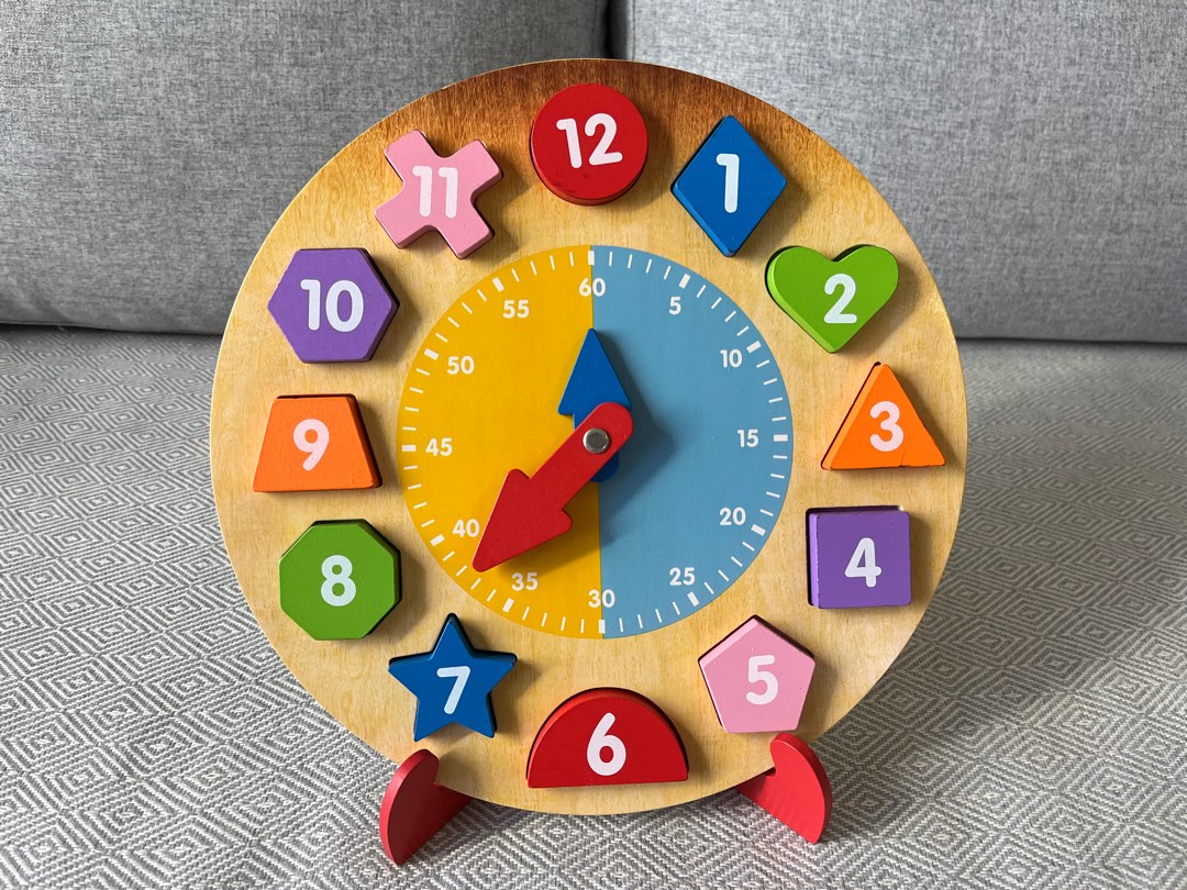 Montessori clock puzzle, Babies & Kids, Infant Playtime on Carousell