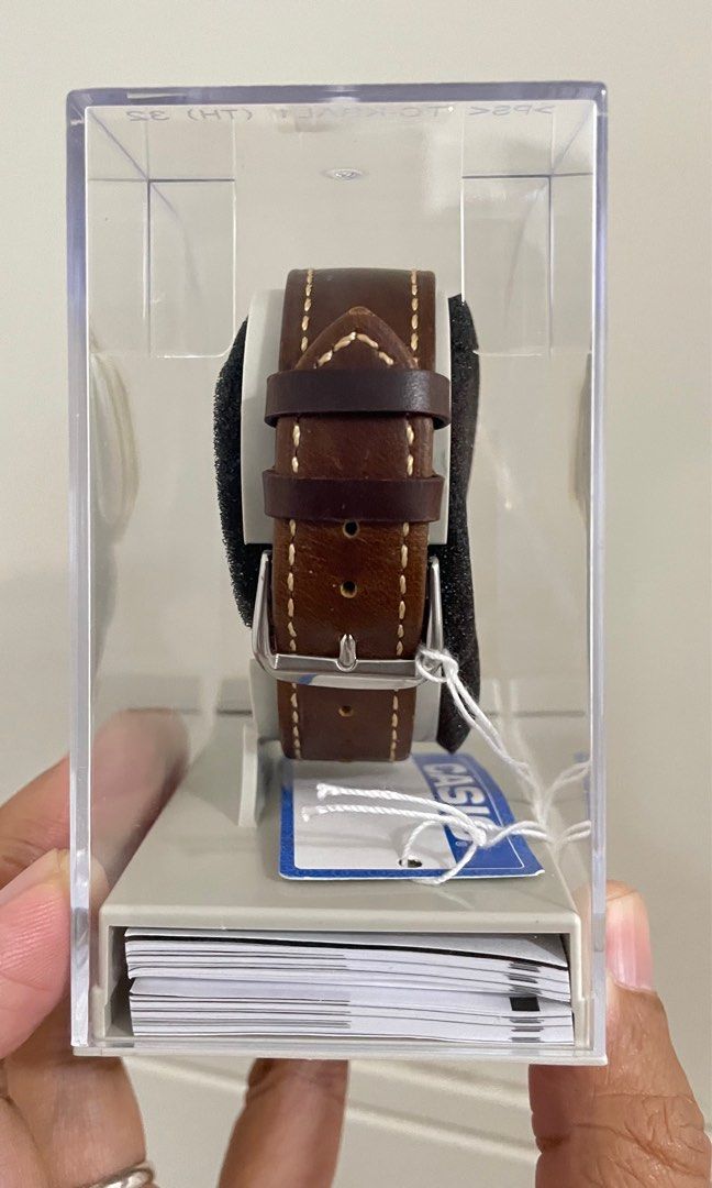 New Casio vintage A1100G-5, Men's Fashion, Watches & Accessories ...