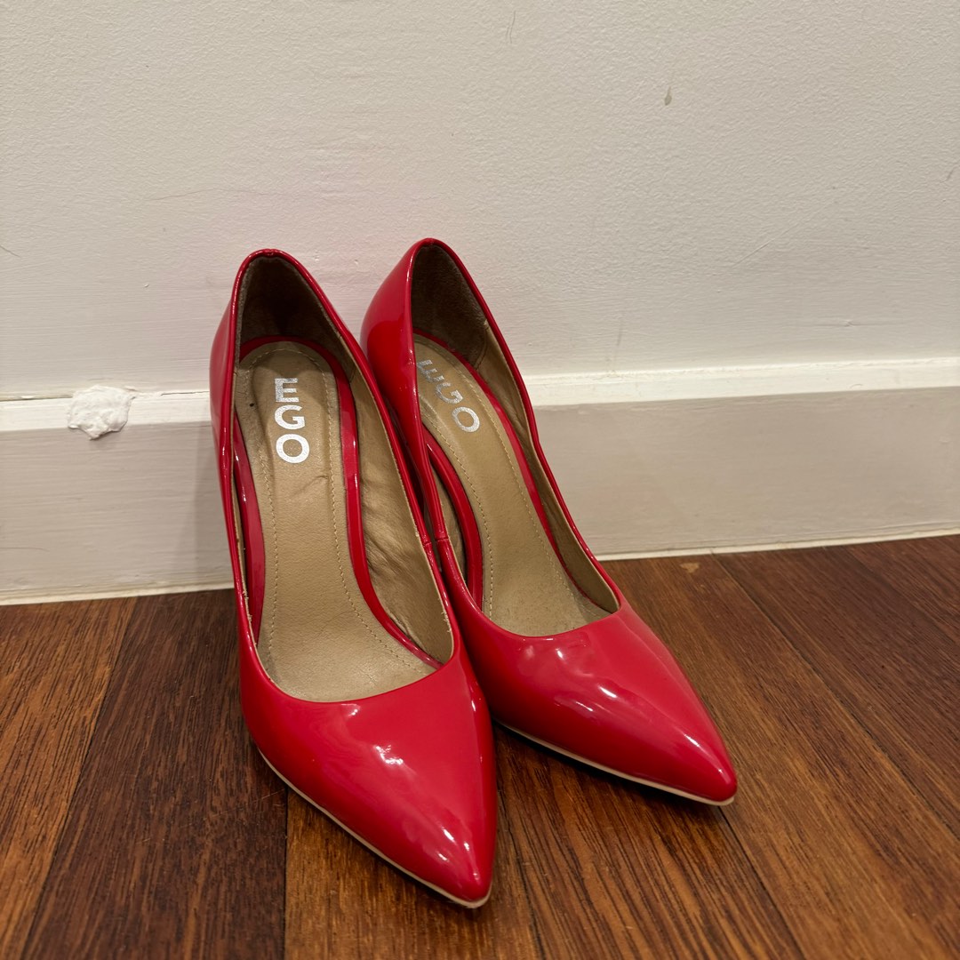 Pointed Red Heels, Women's Fashion, Footwear, Heels on Carousell