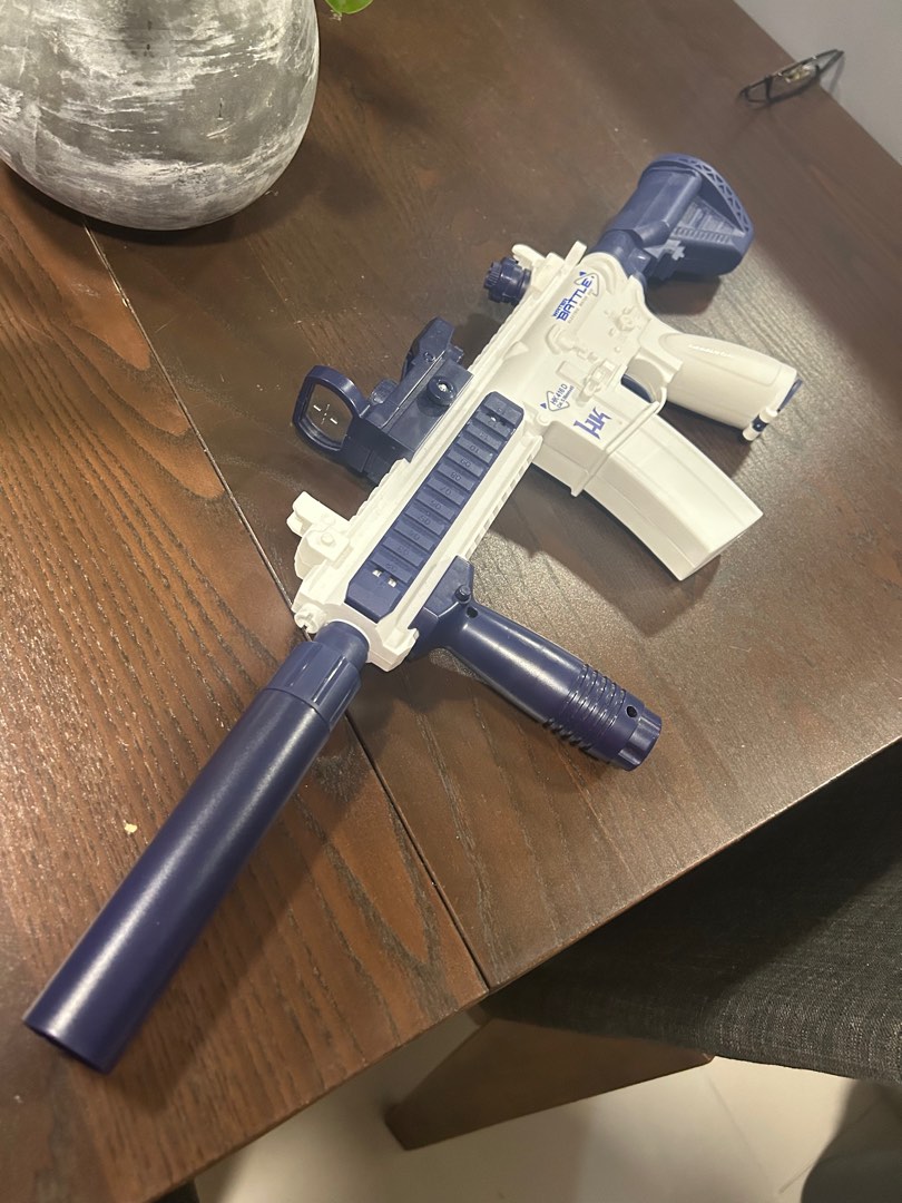 Rechargeable Rifle Water Gun, Hobbies & Toys, Toys & Games on Carousell