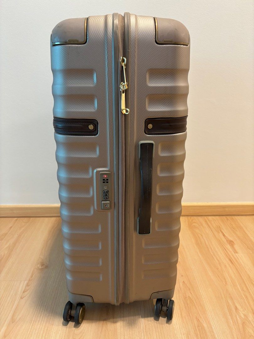 Samsonite Black Label, Hobbies & Toys, Travel, Luggage on Carousell