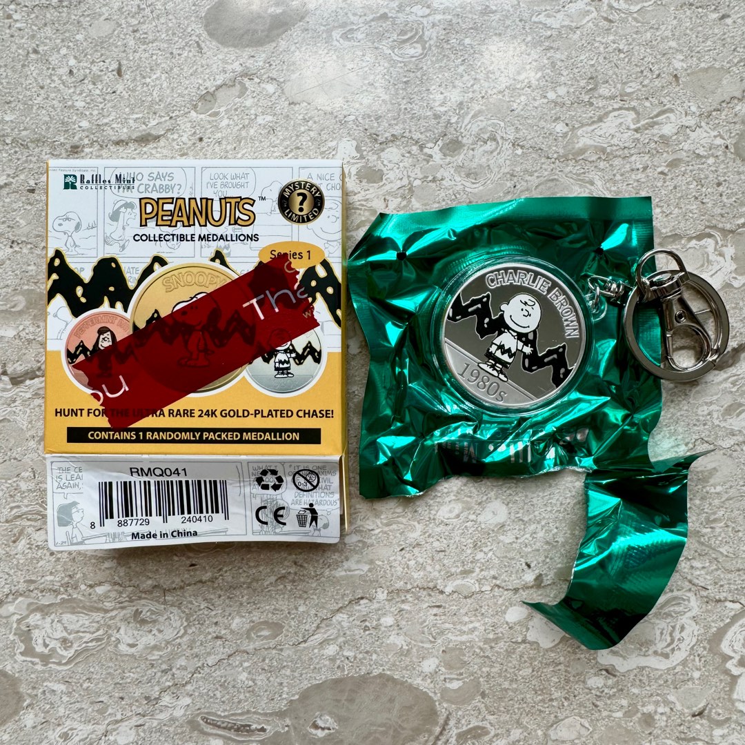 Singapore Raffles Mint Peanuts Snoopy Collectible Medallions, Hobbies ...
