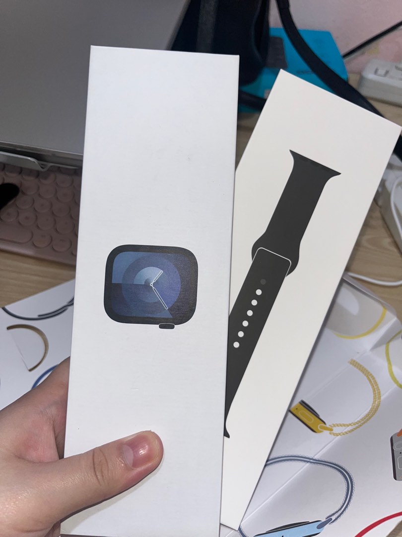 Series 9 Mini in Midnight (44mm), Mobile Phones & Gadgets, Wearables ...