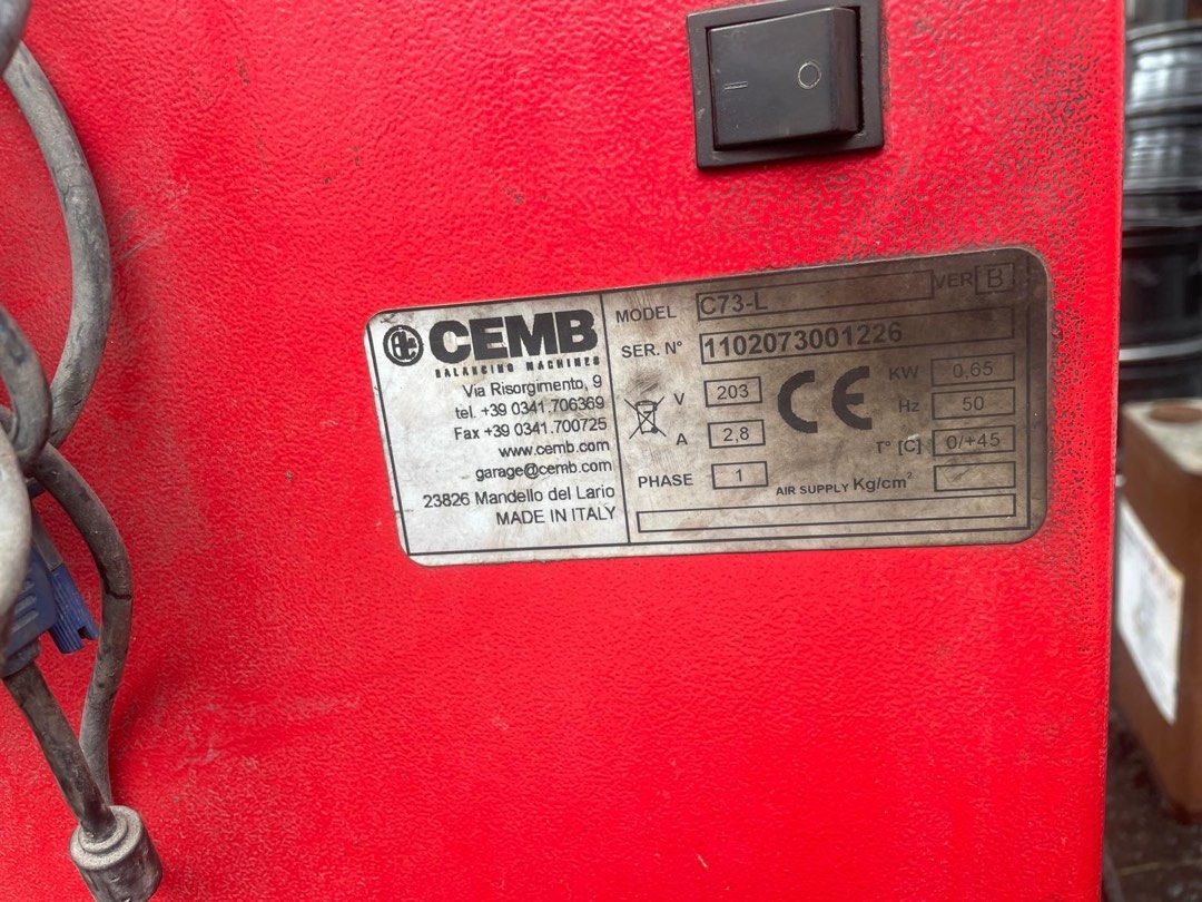 Tyre Balancing Machine CEMB ITALY on Carousell