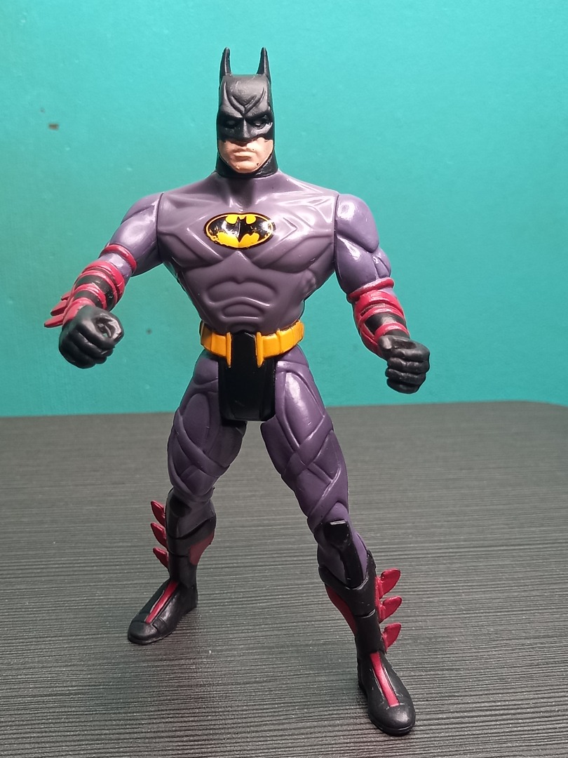 Vintage 1995 Kenner Batman Forever Deluxe Attack Wing Batman Action ...