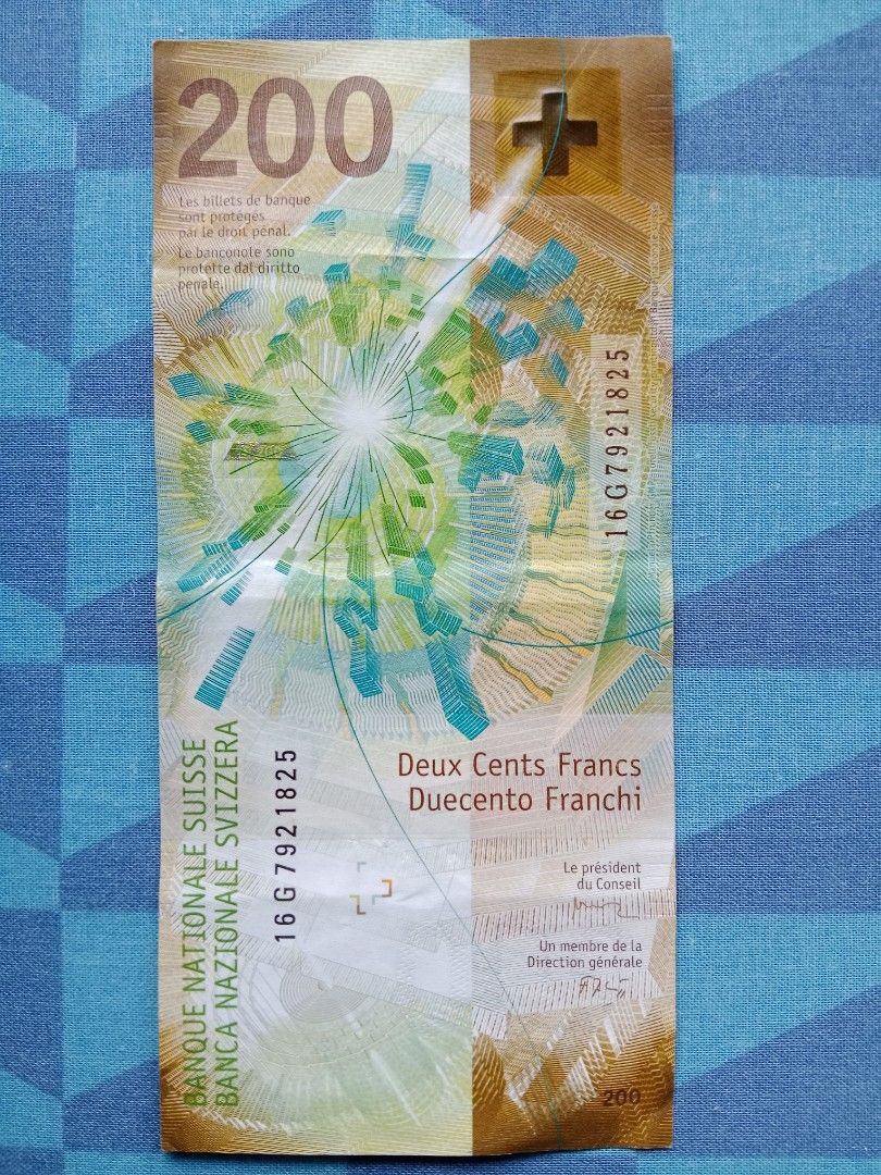 200 CHF note (USED condition), Announcements on Carousell