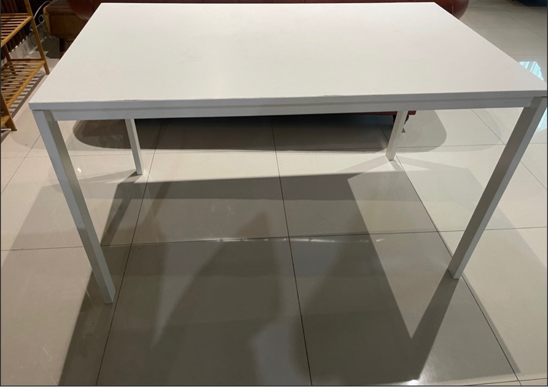 4ft (125cmx75cm) Ikea White Table/Dining table/Dressing table/Computer ...