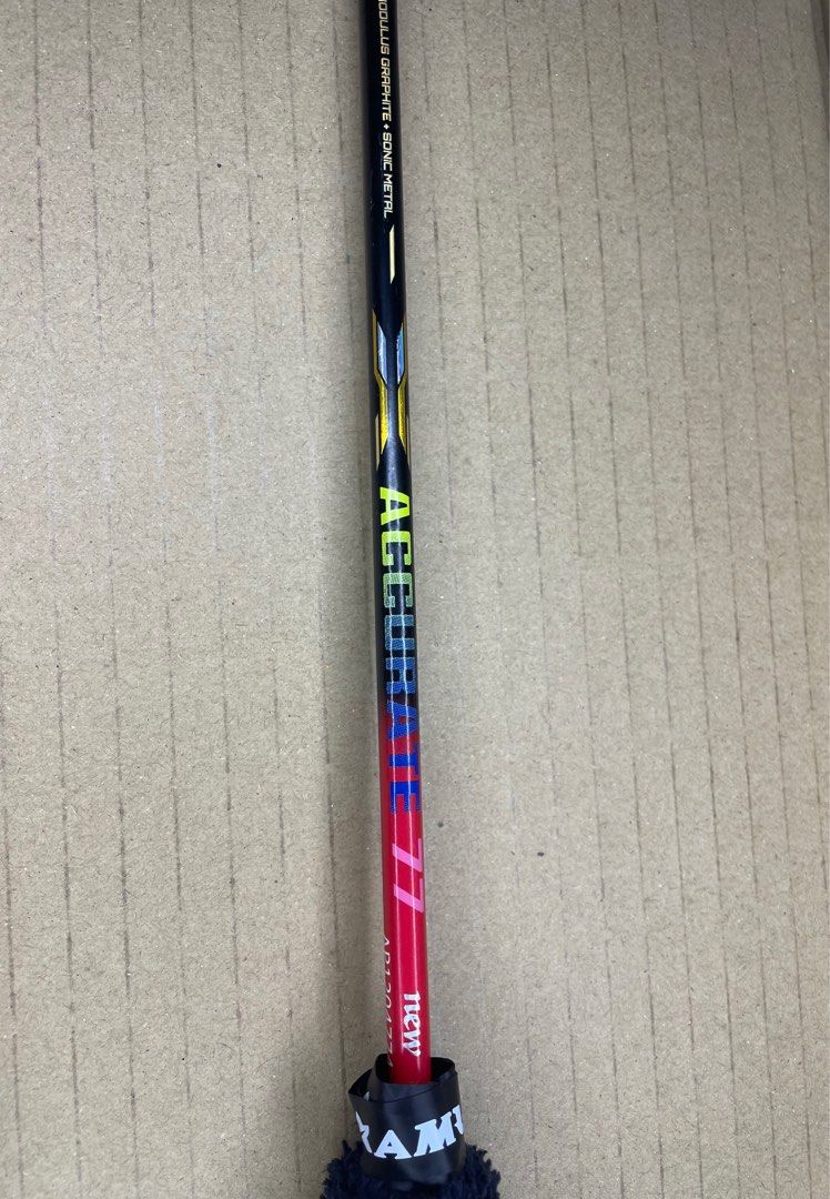 Apacs Badminton racket accurate 77 max tension 35 yonex victor felet ...