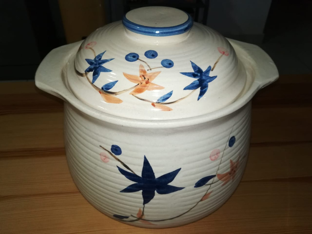 BRAND NEW CLAY POT, Furniture & Home Living, Kitchenware & Tableware ...