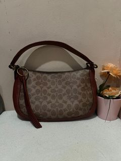 Brown Canvass Kili bag, Luxury, Bags & Wallets on Carousell