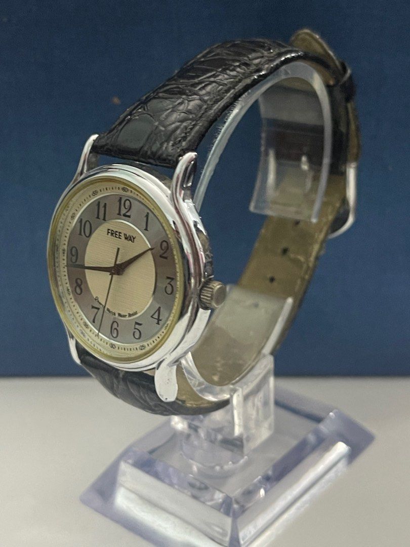 Free Way Watch, Men's Fashion, Watches & Accessories, Watches on Carousell