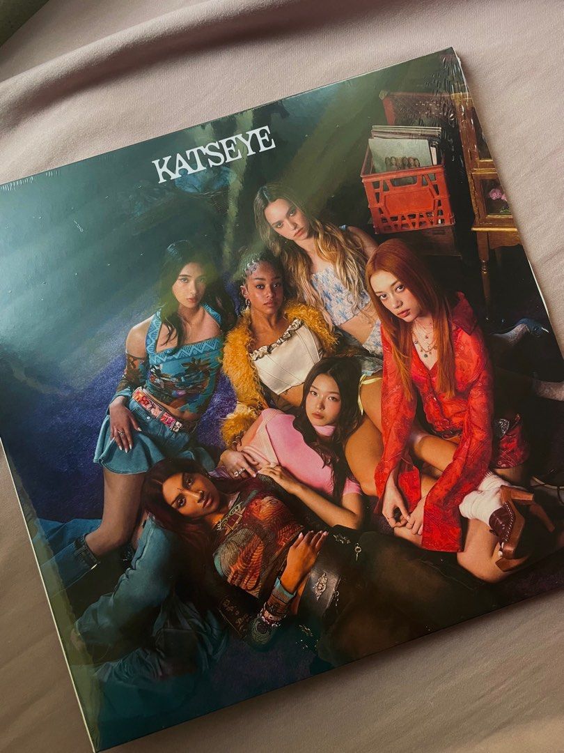 [UNSEALED] Katseye - SIS (Soft is Strong) Exclusive Vinyl, Hobbies ...
