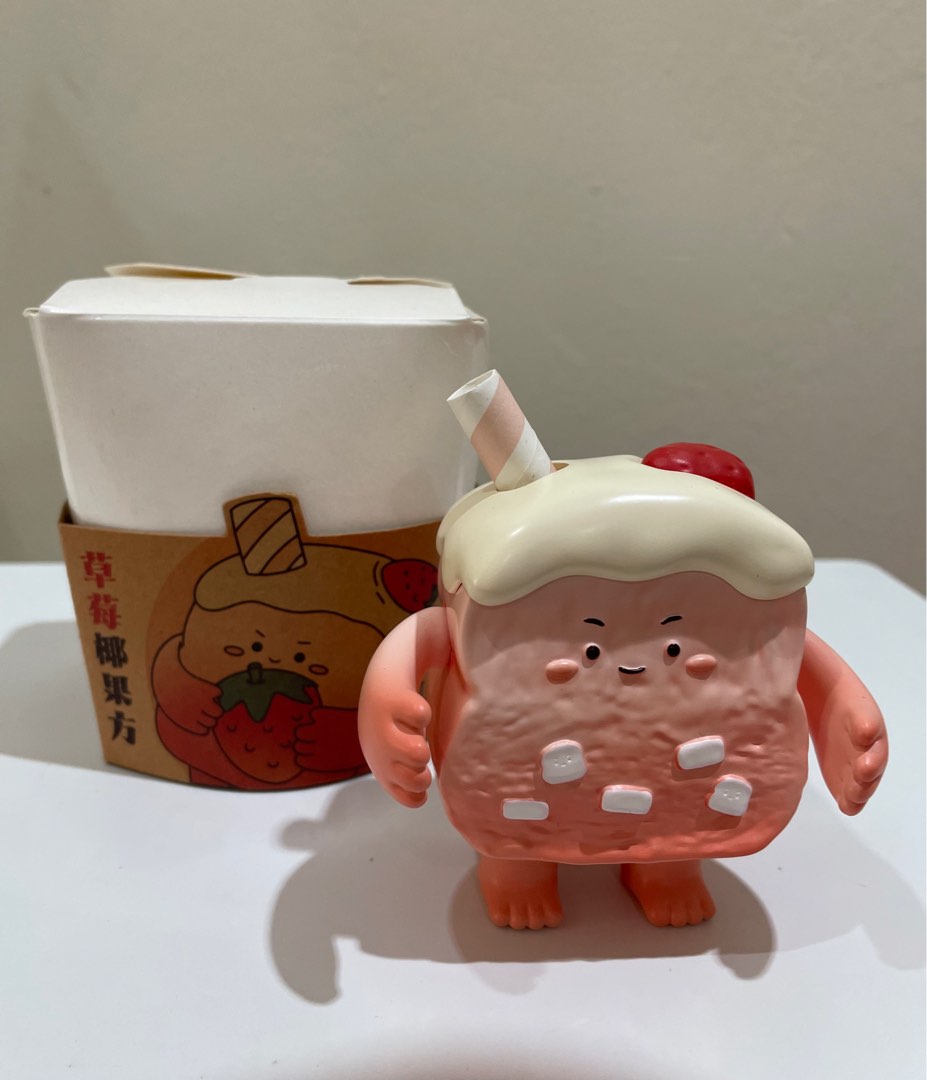 KY928 Strawberry Coconut Toast 草莓椰果方, Hobbies & Toys, Toys & Games on Carousell