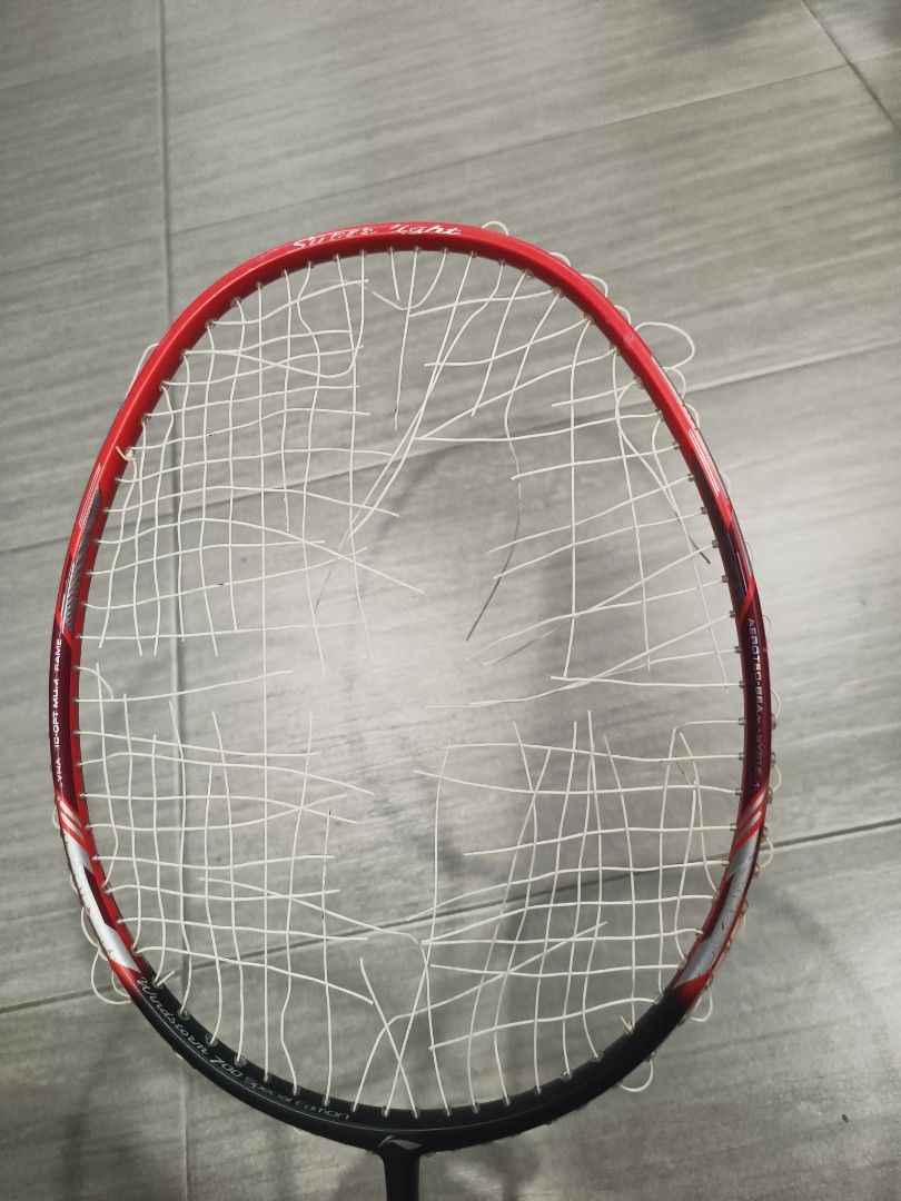 Lining windstorm 700 special edition, Sports Equipment, Sports & Games ...