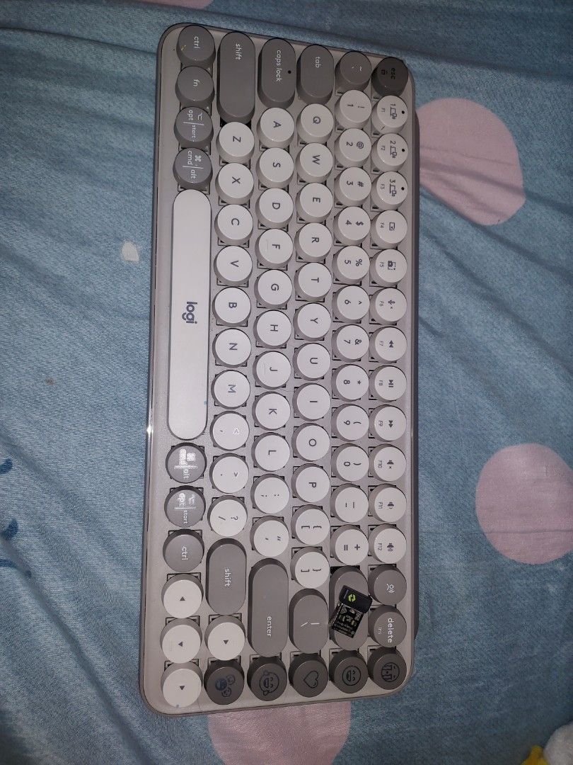 Logitech mechanical keyboard, 電腦＆科技, 電腦周邊及配件, 電腦鍵盤及相關產品 - Carousell