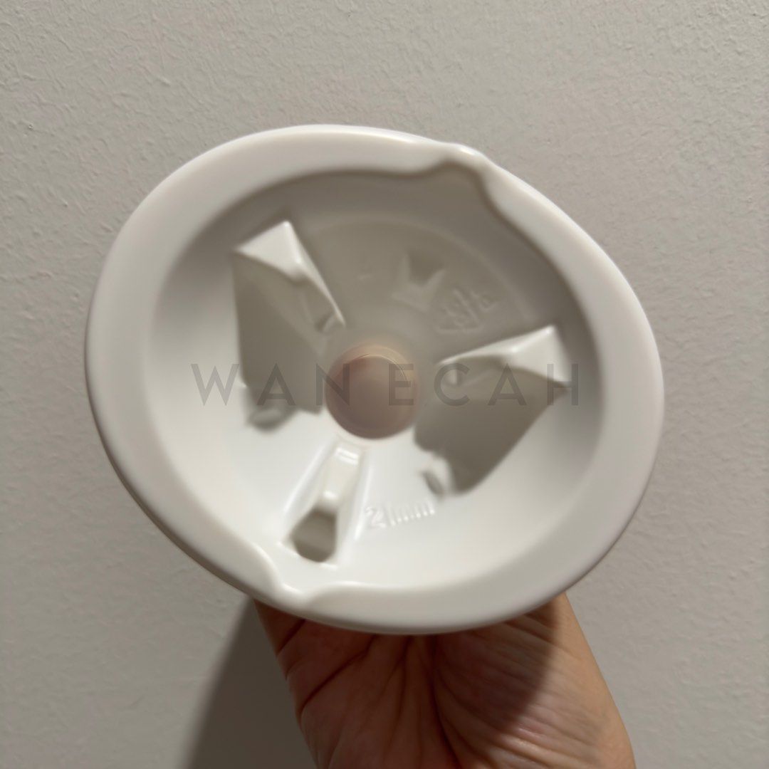 Medela Flange / Breastshield 21mm, Babies & Kids, Nursing & Feeding ...