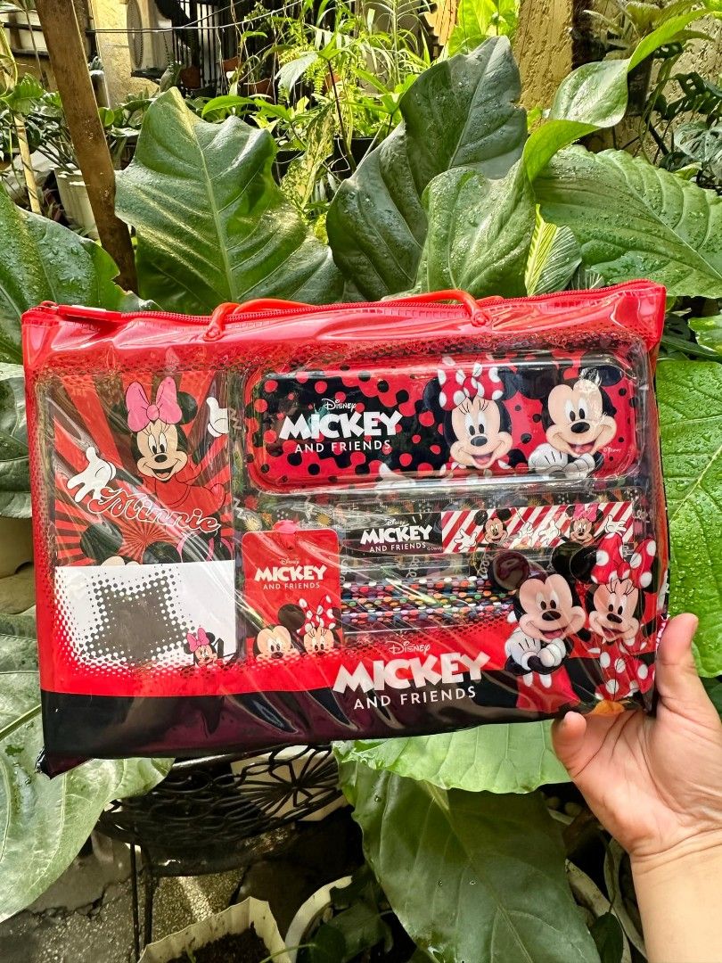 Mickey and Minnie Mouse stationary set, Hobbies & Toys, Stationary ...