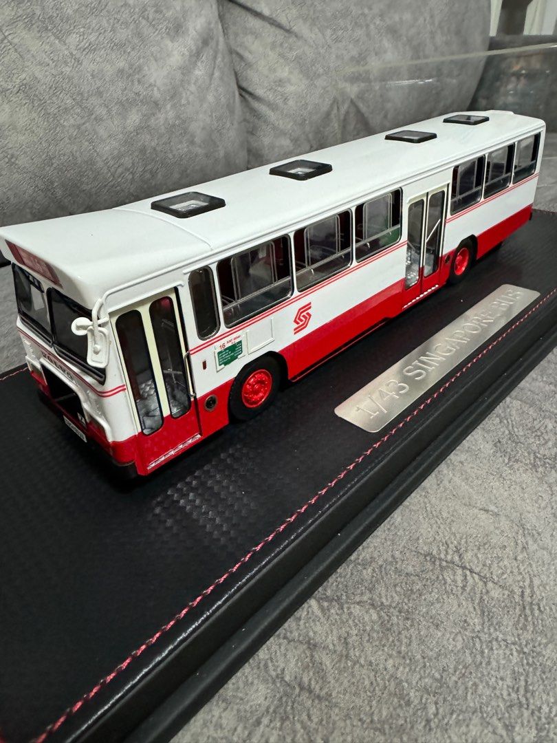 SBS transit VOLVO B57 Singapore 1/43 (Service 16 Bukit Merah), Hobbies ...
