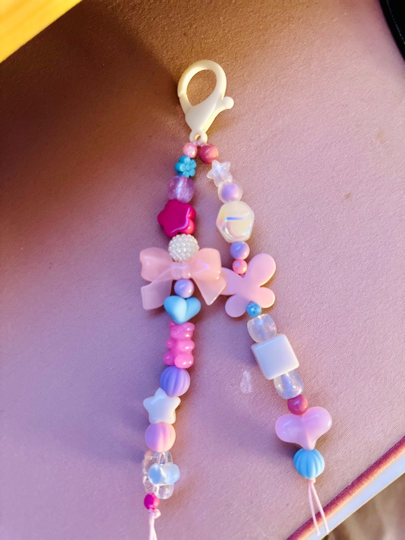 Owala Keychain from Beaded by B, Hobbies & Toys, Stationary & Craft ...