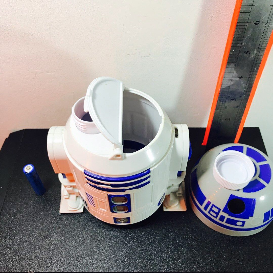 Star Wars R2D2 & BB8 Official Nestle Set Cereal Container, Hobbies & Toys, Toys & Games on Carousell